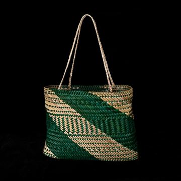 Te Puia, Rotorua Geothermal Park, Māori Culture and Restaurant. Te Rito ...