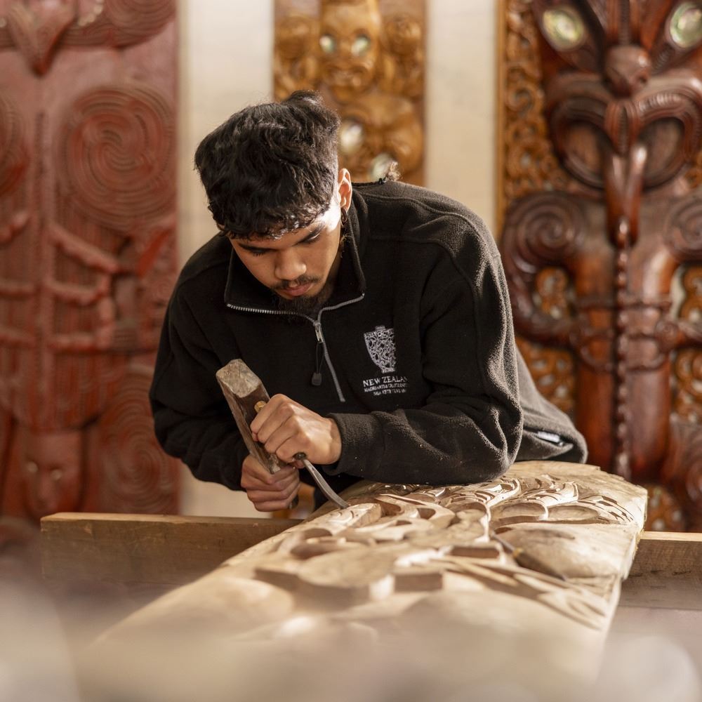 Te Puia, Rotorua Geothermal Park, Māori Culture and Restaurant. Te Rā ...